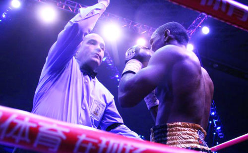 PHILLY BOXING HISTORY - June 24, 2016 - Sosa Wins WBA Title with Upset TKO